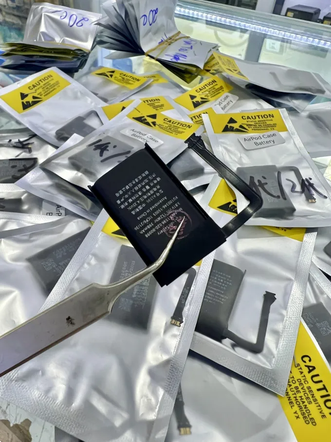 Pin Dock sạc 1/2 chính hãng giá rẻ tại việt nam